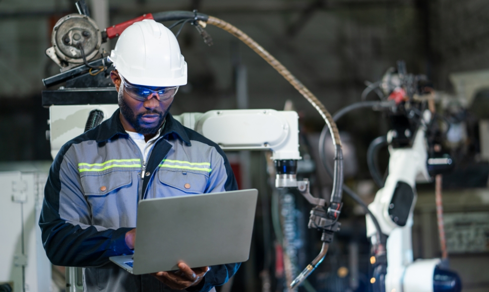 Factory worker onboarding automation - solutions and benefits